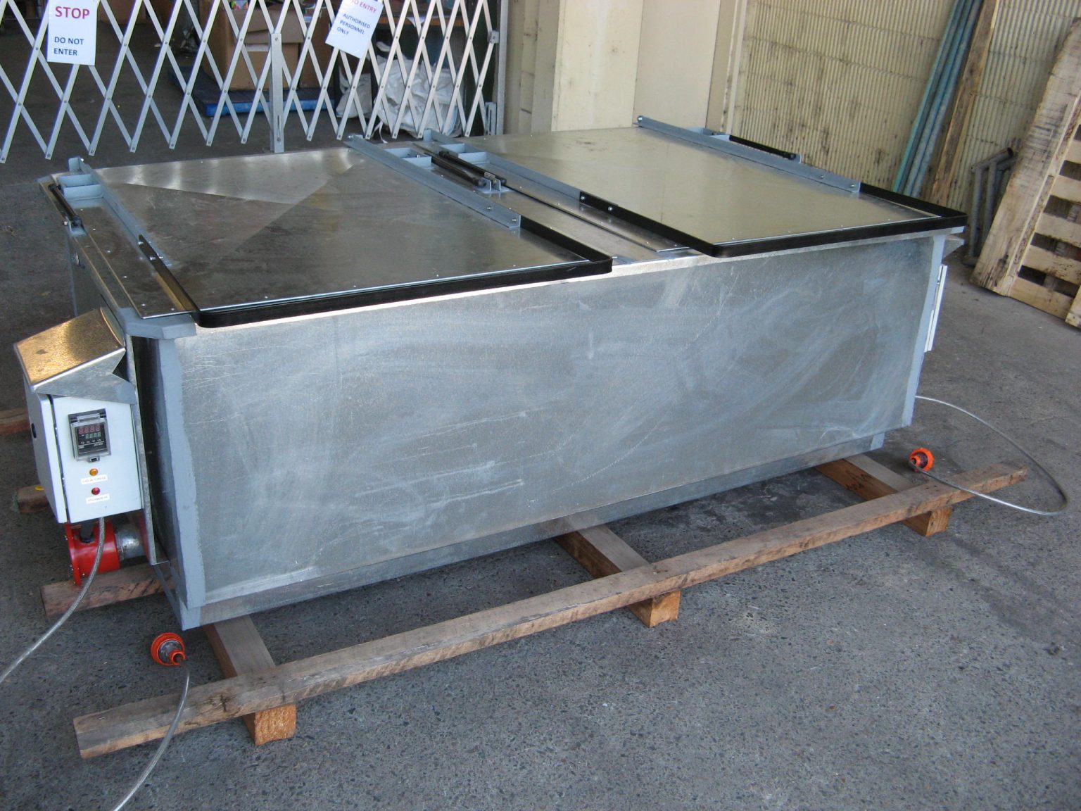 Concrete Curing Tank For Concrete & Cement Testing | Enquire Online